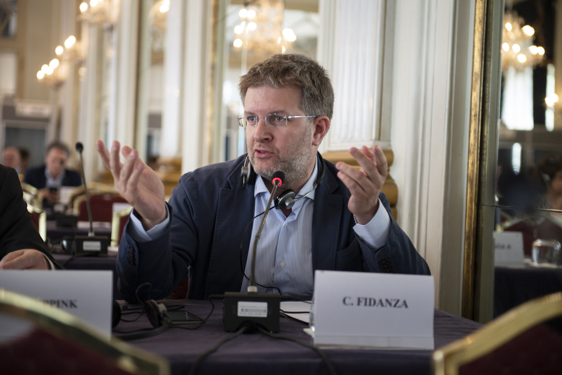 Fratelli d'Italia: l'eurodeputato Fidanza si autosospende dopo l ...