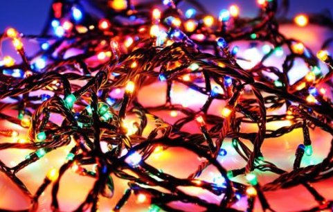 Perché le lucine di Natale si aggrovigliano sempre? La risposta in un ...