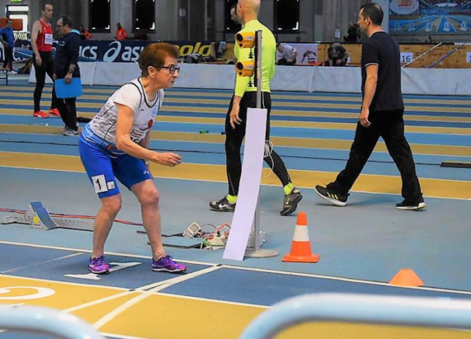La 90enne più veloce del mondo è italiana: chi è Emma Maria Mazzenga ...