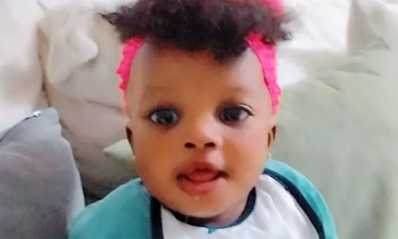 Bimba di 7 mesi muore soffocata da un boccone di banana andato di traverso - News Prima