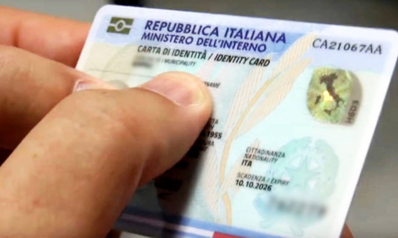 Carta d'identità sarà valida a vita: per chi e da quando - News Prima