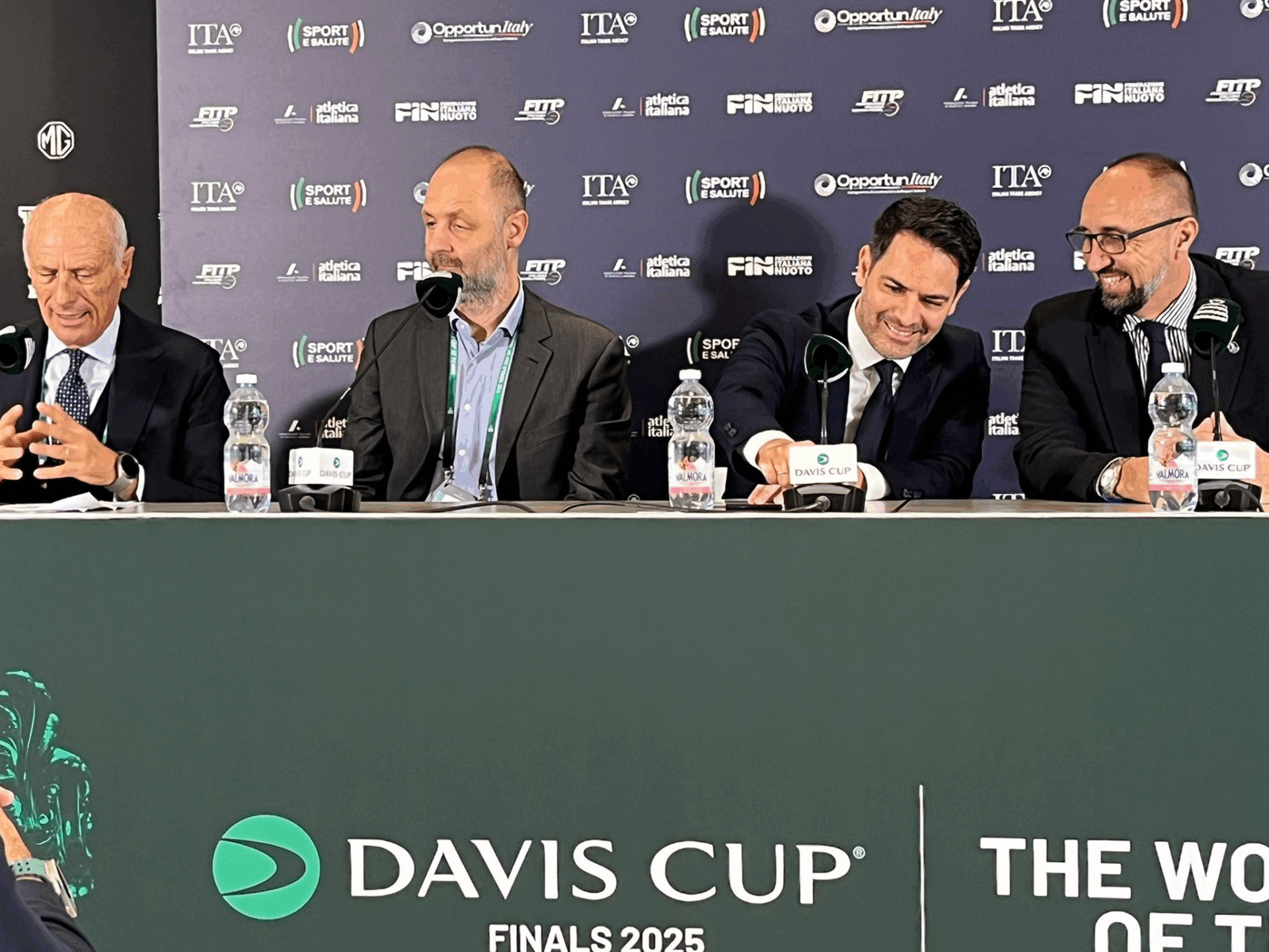 Milano Cortina 2026, agli atleti vincitori 4 medaglie da regalare al ...